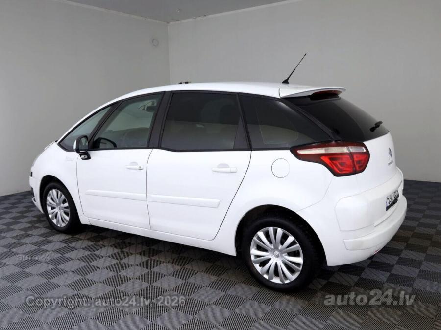 Balts Citroen c4-picasso 2013 Tallina, ar dzinēja tilpumu 1.60 L un nobraukumu 267 tūkst. km par 1999 €, foto 4 vietnē AUTOMOTO.COM.LV