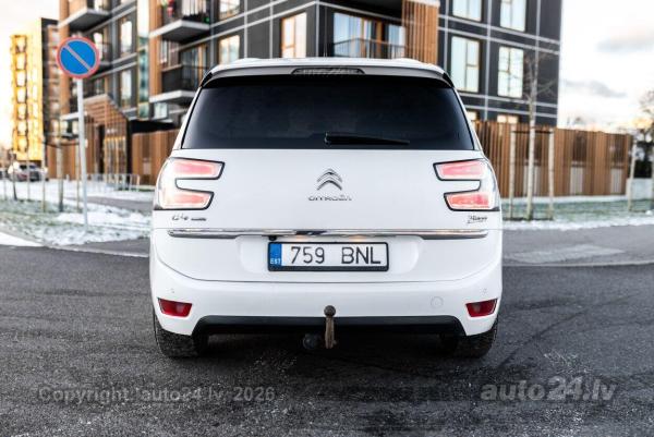 Balts Citroen c4-picasso 2015 Tallina, ar dzinēja tilpumu 2.00 L un nobraukumu 335 tūkst. km par 4990 €, foto 5 vietnē AUTOMOTO.COM.LV