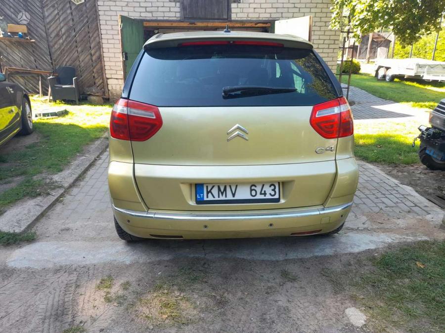 Dzeltens Citroen c4-picasso 2007 Anykščiai, ar dzinēja tilpumu 1.56 L un nobraukumu 290 tūkst. km par 900 €, foto 4 vietnē AUTOMOTO.COM.LV