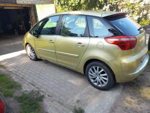 Dzeltens Citroen c4-picasso 2007 Anykščiai, ar dzinēja tilpumu 1.56 L un nobraukumu 290 tūkst. km par 900 €, foto 5 vietnē AUTOMOTO.COM.LV