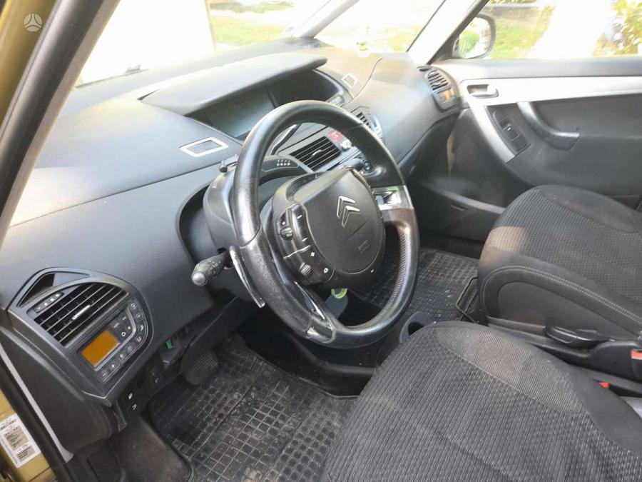 Dzeltens Citroen c4-picasso 2007 Anykščiai, ar dzinēja tilpumu 1.56 L un nobraukumu 290 tūkst. km par 900 €, foto 7 vietnē AUTOMOTO.COM.LV