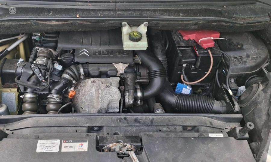 Dzeltens Citroen c4-picasso 2007 Viļņa, ar dzinēja tilpumu 1.56 L un nobraukumu 251 tūkst. km par 740 €, foto 10 vietnē AUTOMOTO.COM.LV