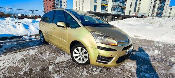 Dzeltens Citroen c4-picasso 2008 Klaipėda, ar dzinēja tilpumu 1.60 L un nobraukumu 299 tūkst. km par 2499 €, foto 4 vietnē AUTOMOTO.COM.LV