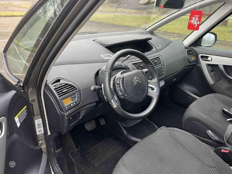 Dzeltens Citroen c4-picasso 2010 Trakai, ar dzinēja tilpumu 1.56 L un nobraukumu 242 tūkst. km par 2590 €, foto 11 vietnē AUTOMOTO.COM.LV