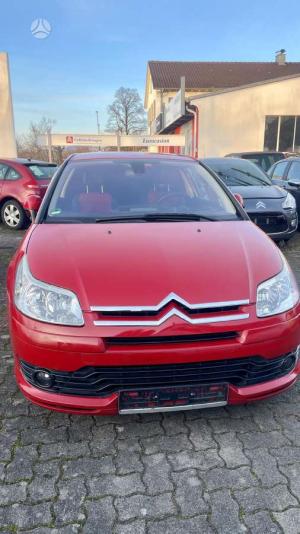 Red Citroen C4 2007 in Telschi, with an engine capacity of 1.60 L and mileage of 170 thousand km for 1600 €, photo  on AUTOMOTO.COM.LV