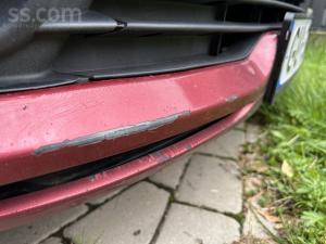 Red Citroen C4 2007 in Riga, with an engine capacity of 1.60 L and mileage of 367 thousand km for 800 €, photo 12 on AUTOMOTO.COM.LV