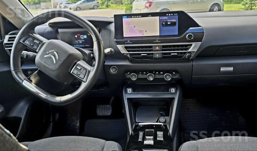 Red Citroen C4 2023 in Riga, with an engine capacity of 1.40 L and mileage of 53 thousand km for 21700 €, photo 11 on AUTOMOTO.COM.LV