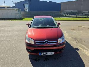 Red Citroen C4 2006 in Kaunas, with an engine capacity of 1.59 L and mileage of 139 thousand km for 1400 €, photo  on AUTOMOTO.COM.LV