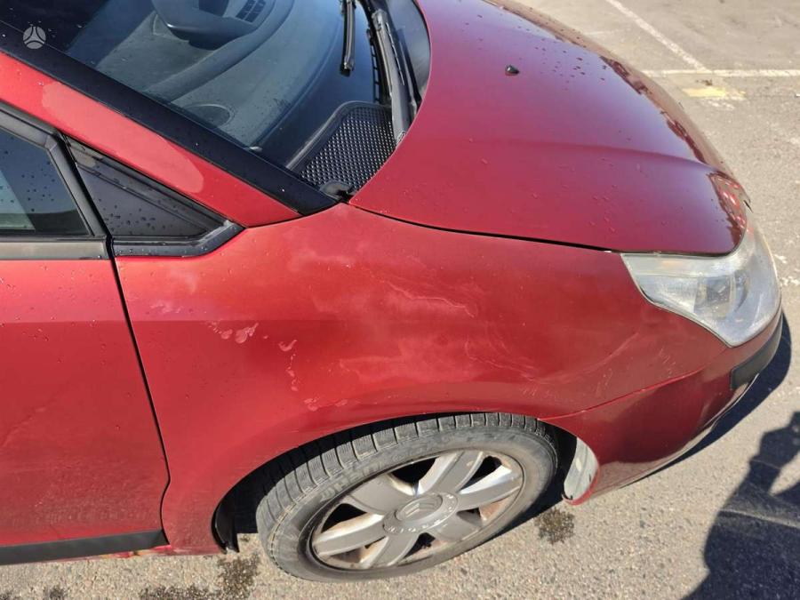 Sarkans Citroen C4 2006 Kauņa, ar dzinēja tilpumu 1.59 L un nobraukumu 139 tūkst. km par 1400 €, foto 7 vietnē AUTOMOTO.COM.LV