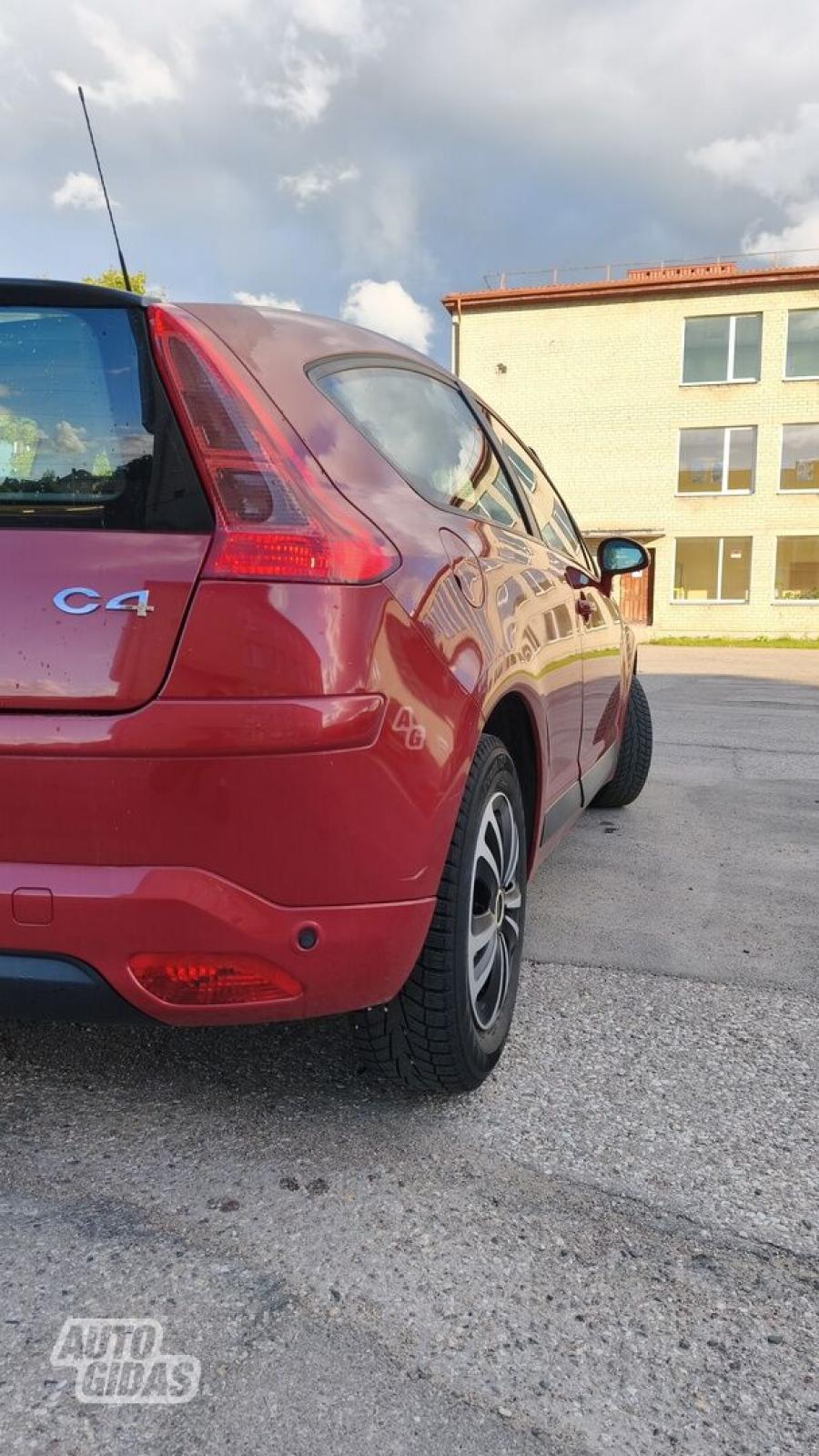 Sarkans Citroen C4 2006 Ukmergė, ar dzinēja tilpumu 1.60 L un nobraukumu 226 tūkst. km par 950 €, foto 13 vietnē AUTOMOTO.COM.LV