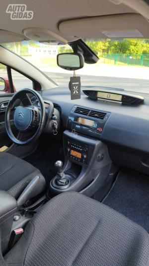 Sarkans Citroen C4 2006 Ukmergė, ar dzinēja tilpumu 1.60 L un nobraukumu 226 tūkst. km par 950 €, foto 17 vietnē AUTOMOTO.COM.LV