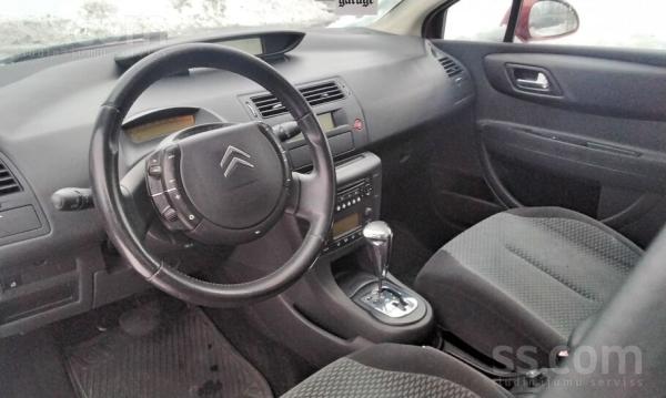 Sarkans Citroen C4 2007 Rīga, ar dzinēja tilpumu 1.60 L un nobraukumu 186 tūkst. km par 1350 €, foto 3 vietnē AUTOMOTO.COM.LV