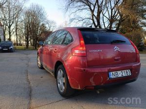 Sarkans Citroen C4 2007 Ogre, ar dzinēja tilpumu 1.60 L un nobraukumu 267 tūkst. km par 550 €, foto 5 vietnē AUTOMOTO.COM.LV