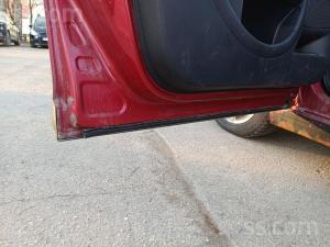 Sarkans Citroen C4 2007 Ogre, ar dzinēja tilpumu 1.60 L un nobraukumu 267 tūkst. km par 550 €, foto 8 vietnē AUTOMOTO.COM.LV