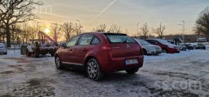 Sarkans Citroen C4 2007 Valmiera, ar dzinēja tilpumu 1.60 L un nobraukumu 291 tūkst. km par 1150 €, foto 5 vietnē AUTOMOTO.COM.LV