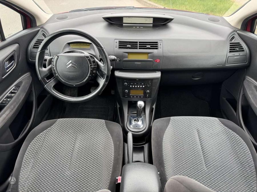 Sarkans Citroen C4 2007 Viļņa, ar dzinēja tilpumu 1.56 L un nobraukumu 286 tūkst. km par 1450 €, foto 13 vietnē AUTOMOTO.COM.LV