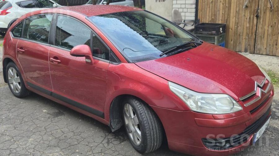 Sarkans Citroen C4 2007 Rīga, ar dzinēja tilpumu 1.60 L un nobraukumu 330 tūkst. km par 1800 €, foto 4 vietnē AUTOMOTO.COM.LV