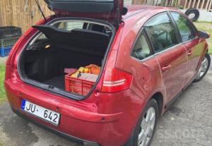 Sarkans Citroen C4 2007 Rīga, ar dzinēja tilpumu 1.60 L un nobraukumu 330 tūkst. km par 1800 €, foto 5 vietnē AUTOMOTO.COM.LV