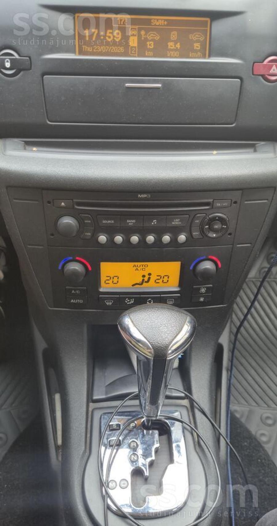 Sarkans Citroen C4 2007 Rīga, ar dzinēja tilpumu 1.60 L un nobraukumu 330 tūkst. km par 1800 €, foto 13 vietnē AUTOMOTO.COM.LV