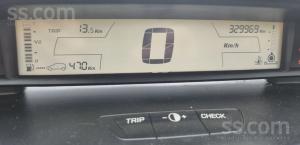 Sarkans Citroen C4 2007 Rīga, ar dzinēja tilpumu 1.60 L un nobraukumu 330 tūkst. km par 1800 €, foto 15 vietnē AUTOMOTO.COM.LV