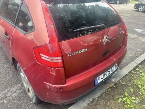 Red Citroen C4 2008 in Kaunas, with an engine capacity of 1.56 L and mileage of 507 thousand km for 650 €, photo 6 on AUTOMOTO.COM.LV