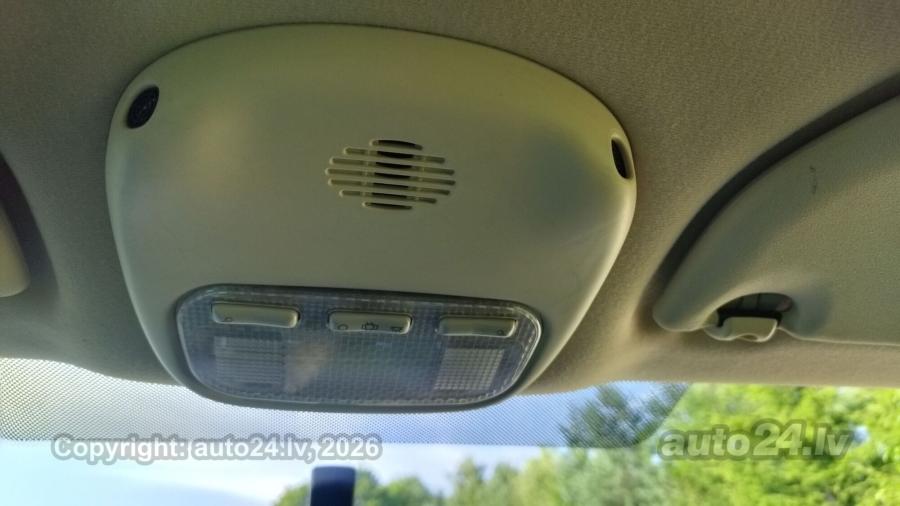 Red Citroen C4 2008 in Rapla, with an engine capacity of 1.60 L and mileage of 223 thousand km for 2800 €, photo 13 on AUTOMOTO.COM.LV