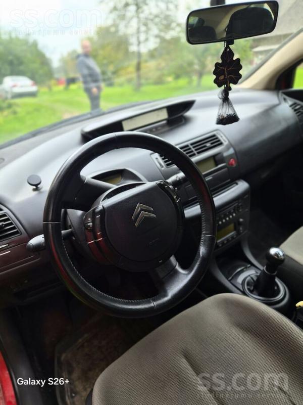 Sarkans Citroen C4 2008 Rīga, ar dzinēja tilpumu 1.60 L un nobraukumu 144 tūkst. km par 1700 €, foto 7 vietnē AUTOMOTO.COM.LV