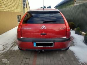 Red Citroen C4 2009 in Vilkaviskis, with an engine capacity of 1.60 L and mileage of 113 thousand km for 1950 €, photo 4 on AUTOMOTO.COM.LV
