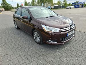 Красный Ситроен С4 2011 в Рига, объемом двигателя 1.60 л и пробегом 190 тыс. км за 4099 €, фото 5 на AUTOMOTO.COM.LV