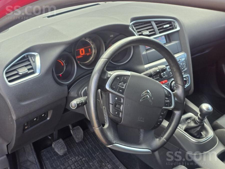Sarkans Citroen C4 2011 Rīga, ar dzinēja tilpumu 1.60 L un nobraukumu 217 tūkst. km par 3890 €, foto 16 vietnē AUTOMOTO.COM.LV