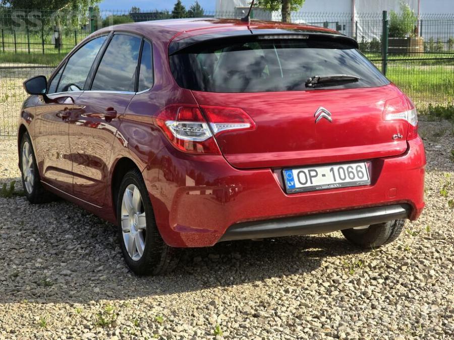 Sarkans Citroen C4 2011 Rīga, ar dzinēja tilpumu 1.60 L un nobraukumu 217 tūkst. km par 2990 €, foto 6 vietnē AUTOMOTO.COM.LV
