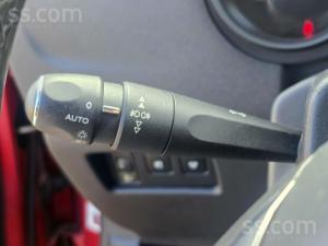 Sarkans Citroen C4 2011 Rīga, ar dzinēja tilpumu 1.60 L un nobraukumu 217 tūkst. km par 2990 €, foto 12 vietnē AUTOMOTO.COM.LV