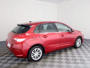 Red Citroen C4 2012 in Tallinn, with an engine capacity of 1.60 L and mileage of 182 thousand km for 2199 €, photo 4 on AUTOMOTO.COM.LV