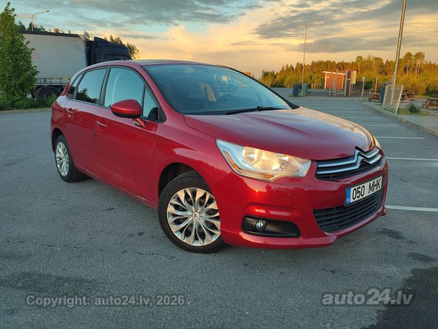 Sarkans Citroen C4 2012 Viljandi, ar dzinēja tilpumu 1.40 L un nobraukumu 124 tūkst. km par 2799 €, foto 4 vietnē AUTOMOTO.COM.LV