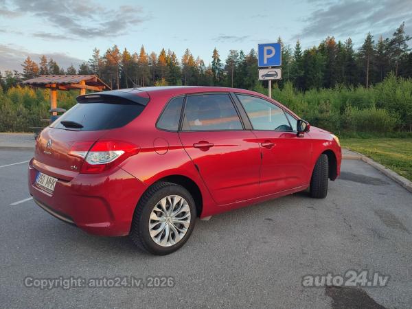 Sarkans Citroen C4 2012 Viljandi, ar dzinēja tilpumu 1.40 L un nobraukumu 124 tūkst. km par 2799 €, foto 5 vietnē AUTOMOTO.COM.LV