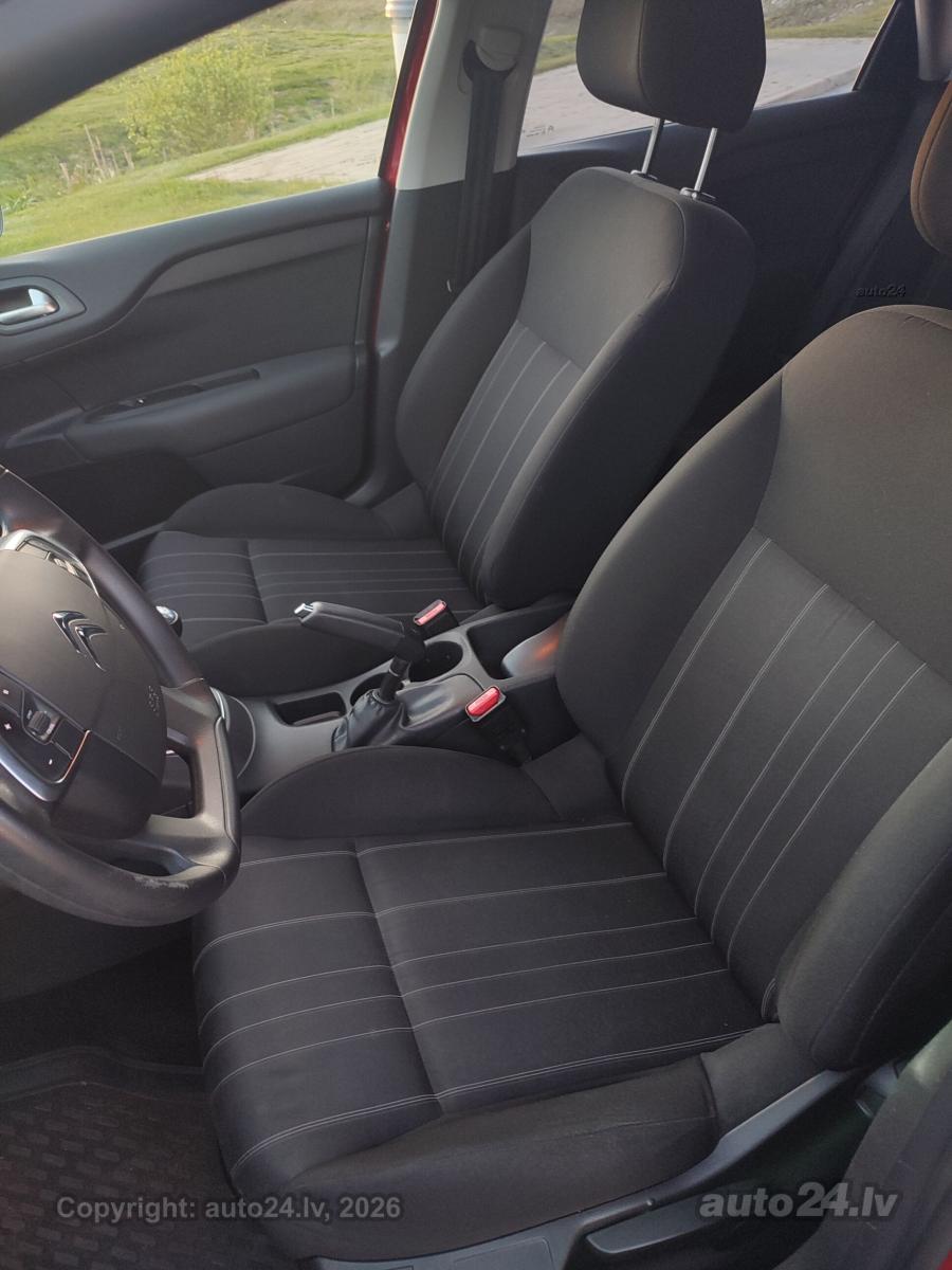 Sarkans Citroen C4 2012 Viljandi, ar dzinēja tilpumu 1.40 L un nobraukumu 124 tūkst. km par 2799 €, foto 10 vietnē AUTOMOTO.COM.LV