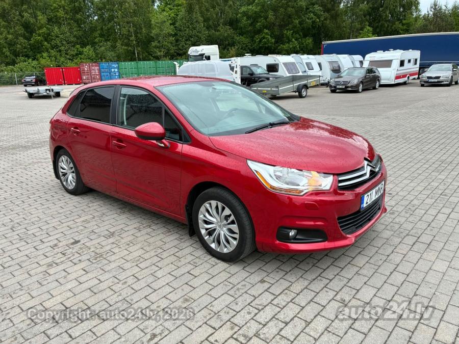 Sarkans Citroen C4 2012 Pērnava, ar dzinēja tilpumu 1.60 L un nobraukumu 115 tūkst. km par 3890 €, foto 3 vietnē AUTOMOTO.COM.LV