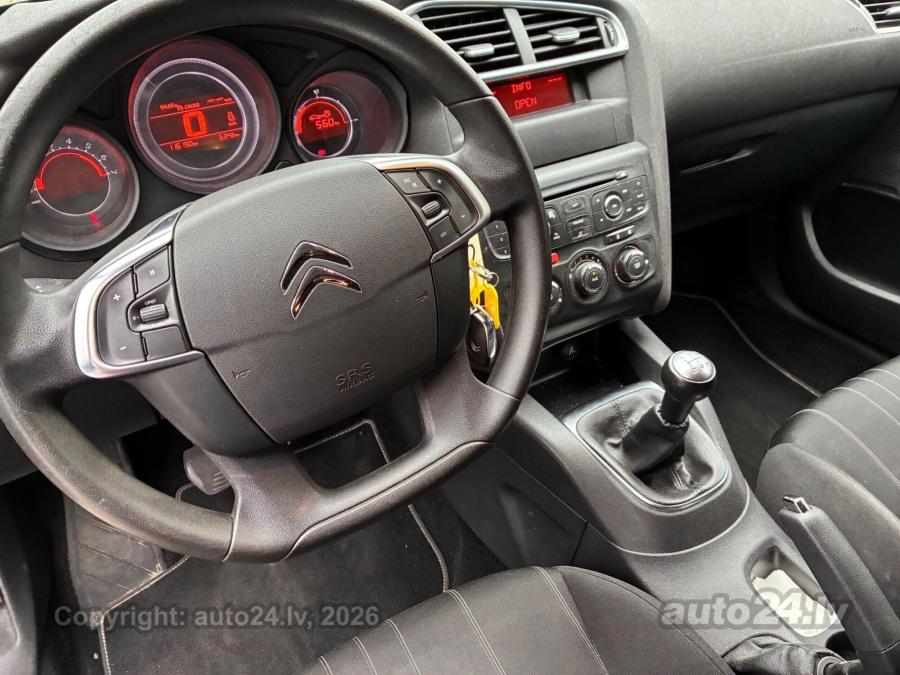 Sarkans Citroen C4 2012 Pērnava, ar dzinēja tilpumu 1.60 L un nobraukumu 115 tūkst. km par 3890 €, foto 8 vietnē AUTOMOTO.COM.LV