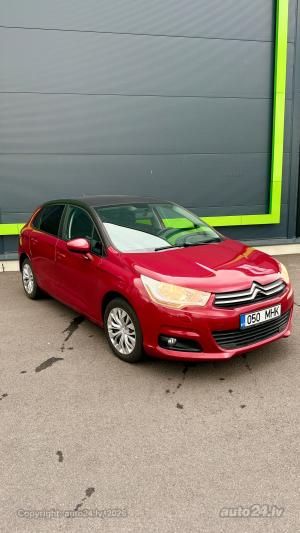 Sarkans Citroen C4 2012 Tallina, ar dzinēja tilpumu 1.40 L un nobraukumu 125 tūkst. km par 4200 €, foto 4 vietnē AUTOMOTO.COM.LV