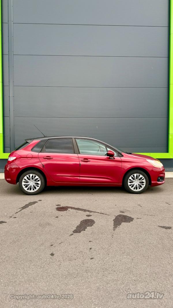 Red Citroen C4 2012 in Tallinn, with an engine capacity of 1.40 L and mileage of 125 thousand km for 4200 €, photo 4 on AUTOMOTO.COM.LV