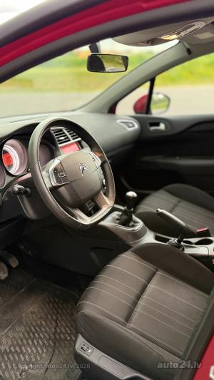 Sarkans Citroen C4 2012 Tallina, ar dzinēja tilpumu 1.40 L un nobraukumu 125 tūkst. km par 4200 €, foto 11 vietnē AUTOMOTO.COM.LV