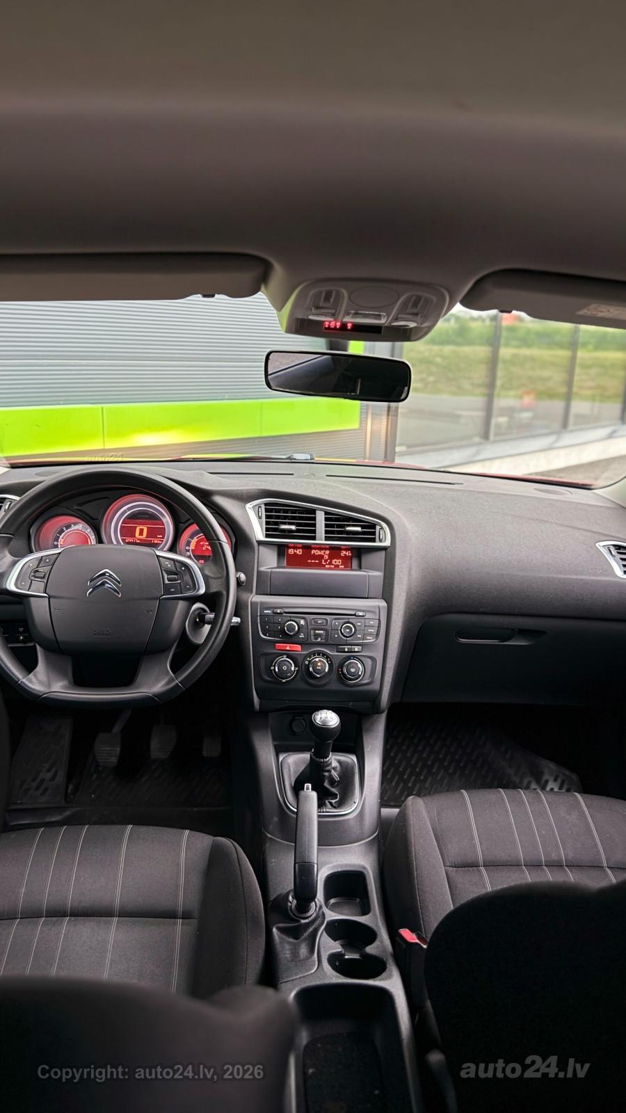 Sarkans Citroen C4 2012 Tallina, ar dzinēja tilpumu 1.40 L un nobraukumu 125 tūkst. km par 4200 €, foto 12 vietnē AUTOMOTO.COM.LV