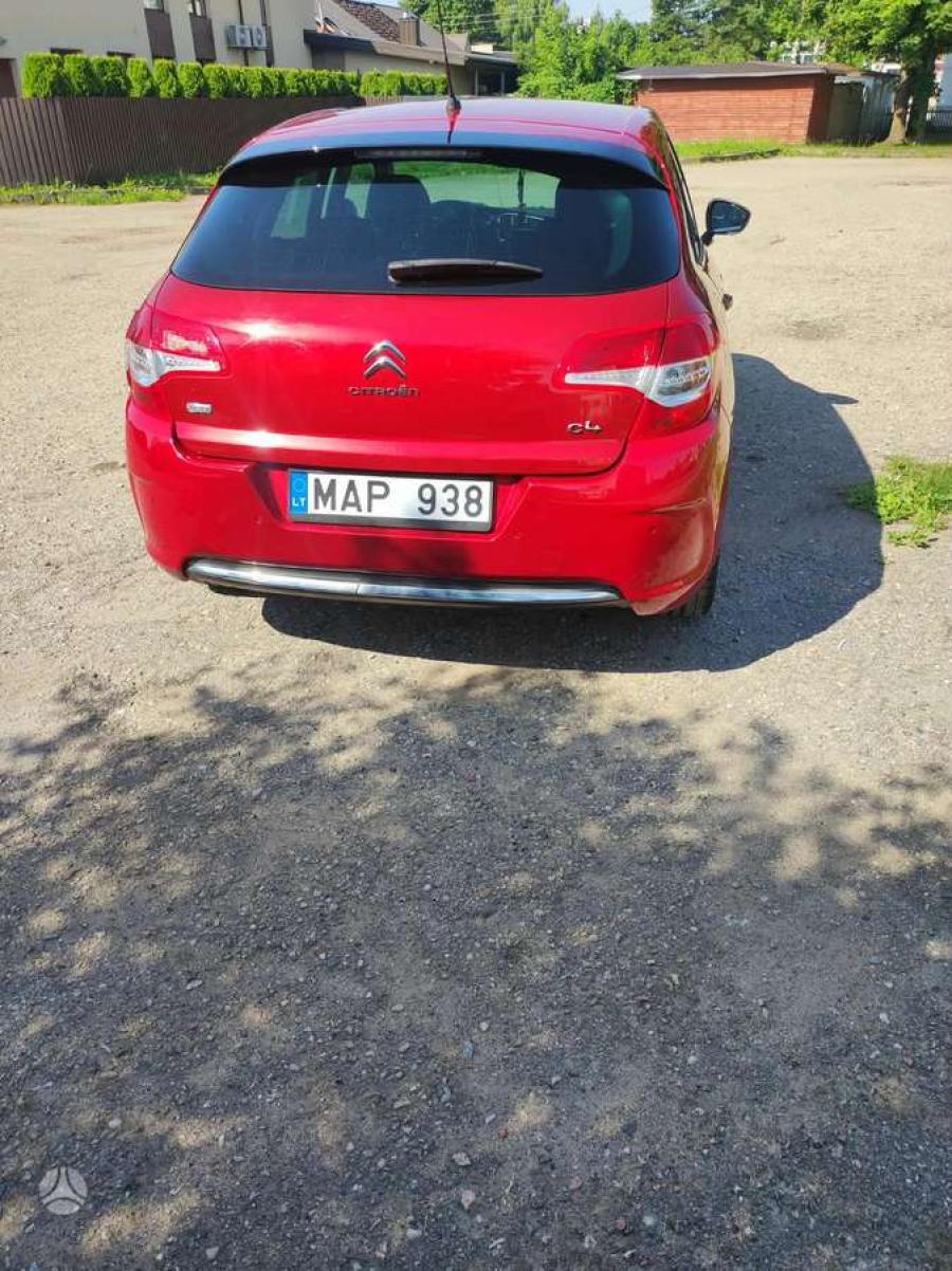 Red Citroen C4 2012 in Panevezys, with an engine capacity of 1.56 L and mileage of 194 thousand km for 3250 €, photo 6 on AUTOMOTO.COM.LV