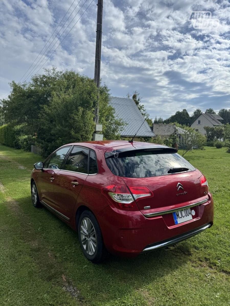 Sarkans Citroen C4 2012 Kauņa, ar dzinēja tilpumu 1.60 L un nobraukumu 222 tūkst. km par 3500 €, foto 4 vietnē AUTOMOTO.COM.LV