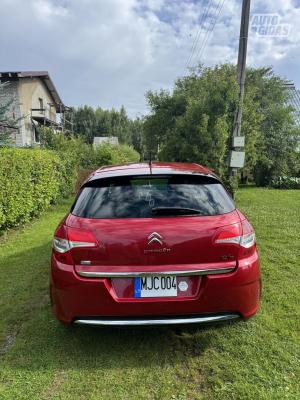 Sarkans Citroen C4 2012 Kauņa, ar dzinēja tilpumu 1.60 L un nobraukumu 222 tūkst. km par 3500 €, foto 5 vietnē AUTOMOTO.COM.LV