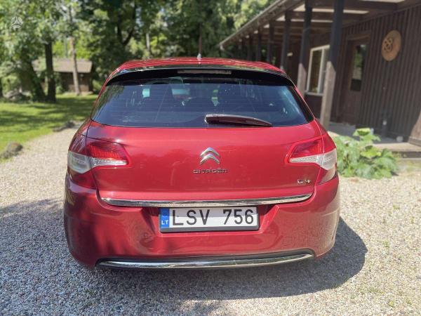 Sarkans Citroen C4 2012 Joniškis, ar dzinēja tilpumu 1.60 L un nobraukumu 185 tūkst. km par 3200 €, foto 4 vietnē AUTOMOTO.COM.LV