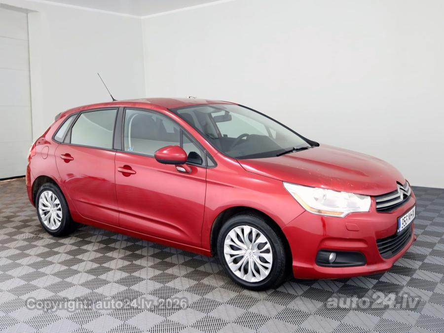 Red Citroen C4 2012 in Tallinn, with an engine capacity of 1.60 L and mileage of 247 thousand km for 1299 €, photo 1 on AUTOMOTO.COM.LV