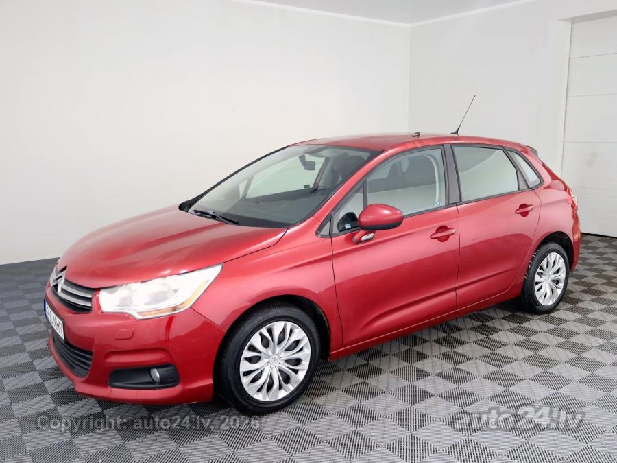 Red Citroen C4 2012 in Tallinn, with an engine capacity of 1.60 L and mileage of 247 thousand km for 1299 €, photo 3 on AUTOMOTO.COM.LV