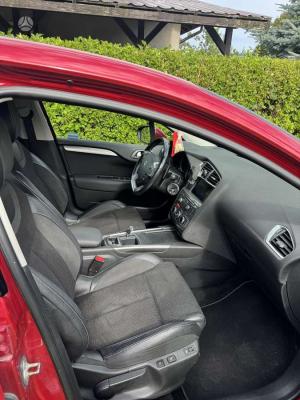 Red Citroen C4 2012 in Kaunas, with an engine capacity of 1.56 L and mileage of 222 thousand km for 3500 €, photo 8 on AUTOMOTO.COM.LV