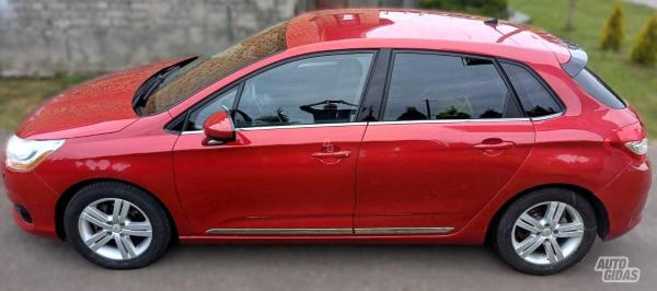 Sarkans Citroen C4 2013 Radviliškis, ar dzinēja tilpumu 1.60 L un nobraukumu 139 tūkst. km par 3600 €, foto 3 vietnē AUTOMOTO.COM.LV